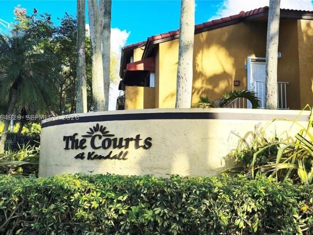 Luxury apartment complex for rent in Miami, Florida