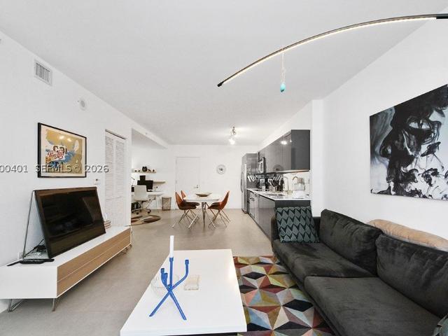 Luxury apartment complex for rent in Miami, Florida