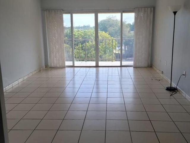 Luxury apartment complex for rent in Miami, Florida