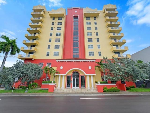 Luxury apartment complex for rent in Miami, Florida