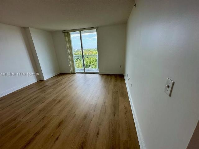 Luxury apartment complex for rent in Miami, Florida