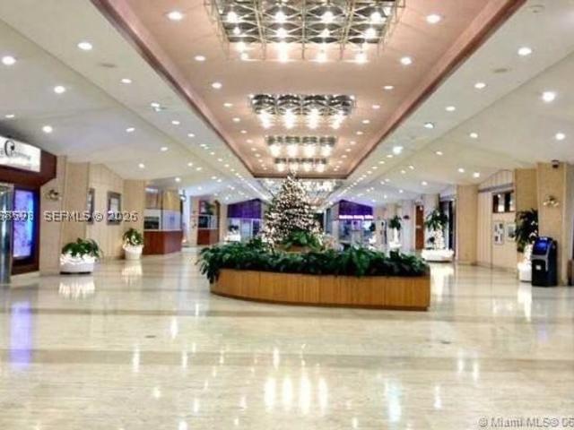 Luxury apartment complex for rent in Miami, Florida