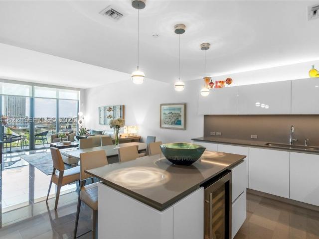 Luxury apartment complex for rent in Miami, Florida