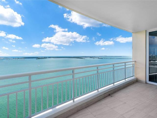 Luxury apartment complex for rent in Miami, Florida