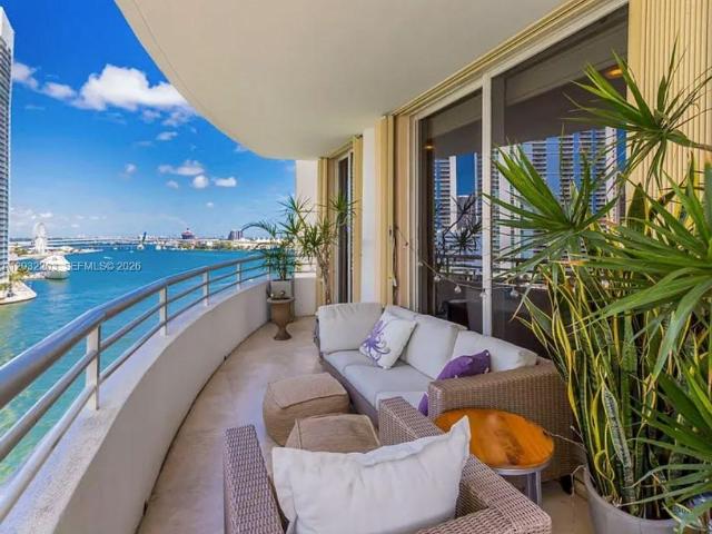 Luxury apartment complex for rent in Miami, Florida