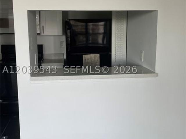 Luxury apartment complex for rent in Miami, Florida