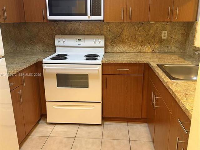 Luxury apartment complex for rent in Miami, Florida