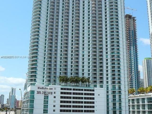 Luxury apartment complex for rent in Miami, Florida