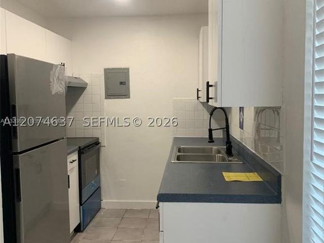 Luxury apartment complex for rent in Miami, Florida