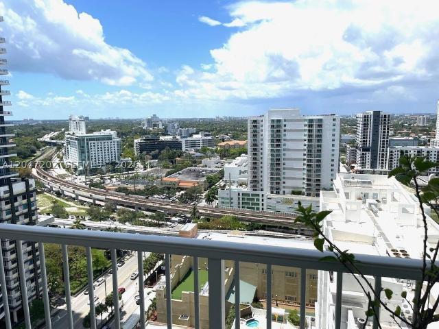 Luxury apartment complex for rent in Miami, Florida