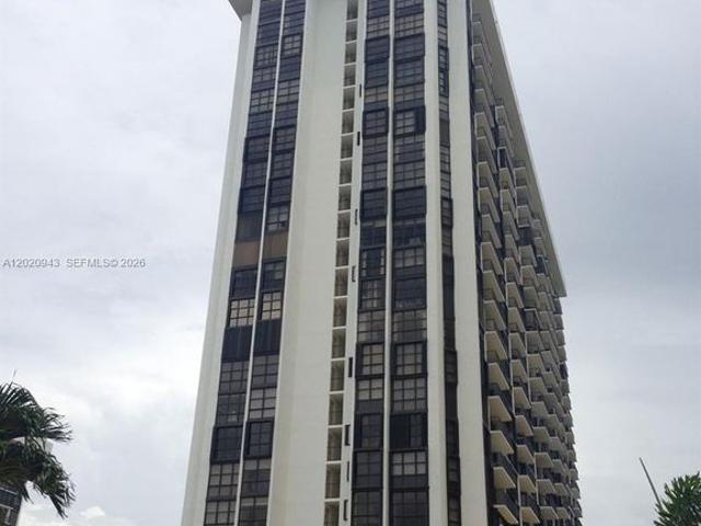 Luxury apartment complex for rent in Miami, Florida