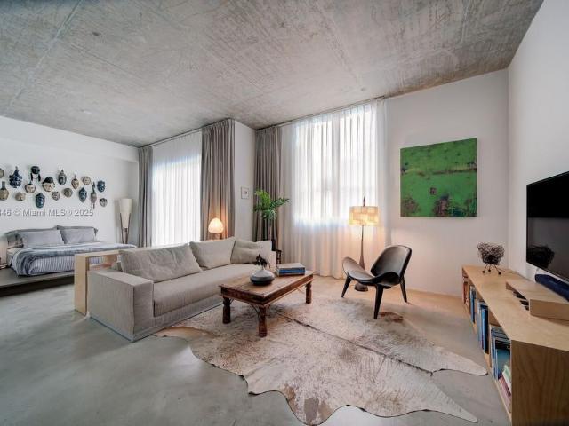 Luxury apartment complex for rent in Miami, Florida