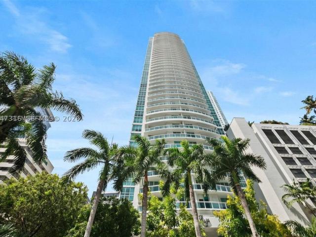 Luxury apartment complex for rent in Miami, Florida