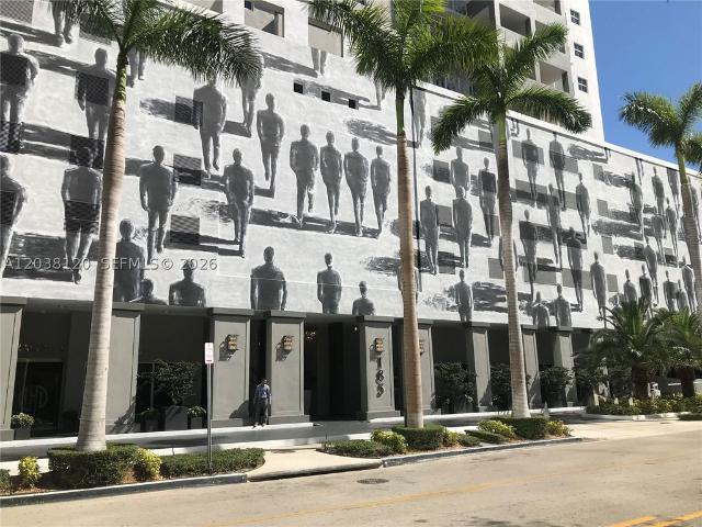 Luxury apartment complex for rent in Miami, Florida