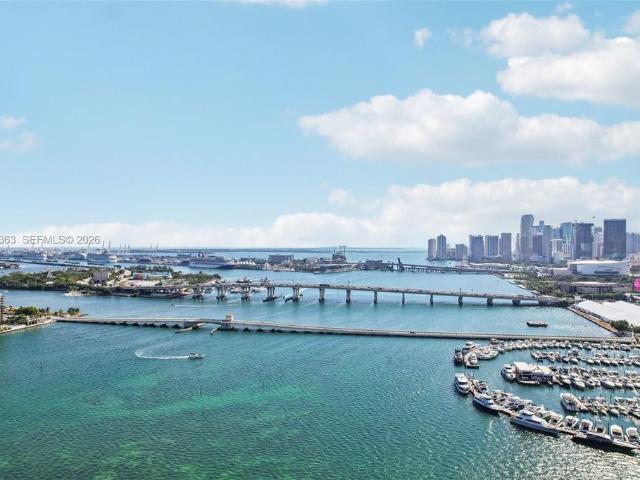 Luxury apartment complex for rent in Miami, Florida