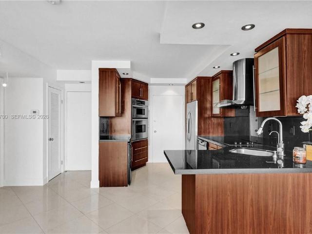 Luxury apartment complex for rent in Miami, Florida