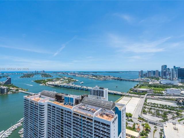 Luxury apartment complex for rent in Miami, Florida
