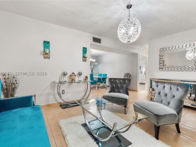Luxury apartment complex for rent in Miami, Florida