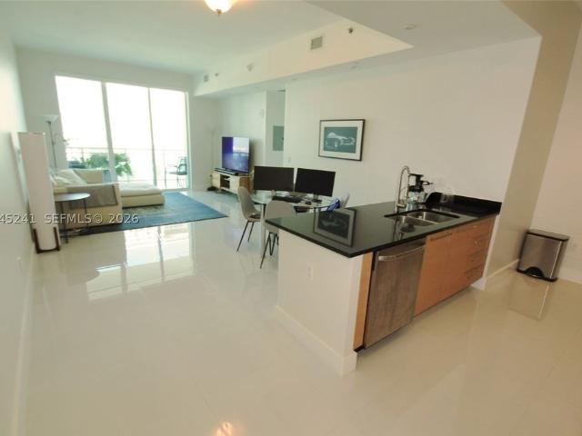 Luxury apartment complex for rent in Miami, Florida