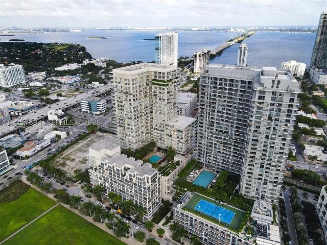 Luxury apartment complex for rent in Miami, Florida