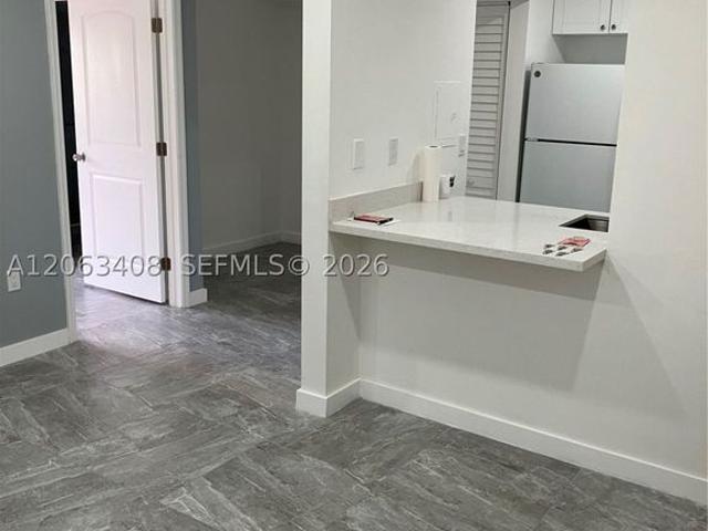 Luxury apartment complex for rent in Miami, Florida