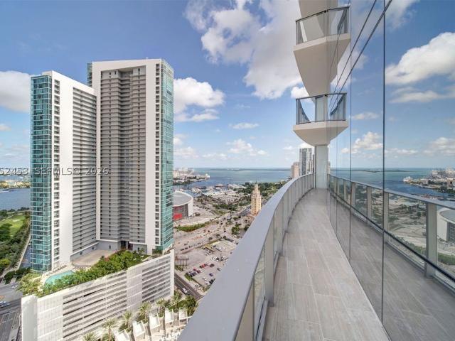 Luxury apartment complex for rent in Miami, Florida