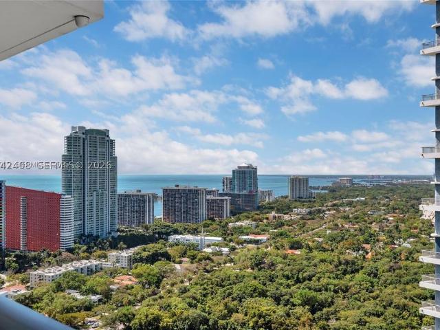 Luxury apartment complex for rent in Miami, Florida