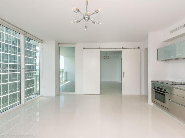 Luxury apartment complex for rent in Miami, Florida
