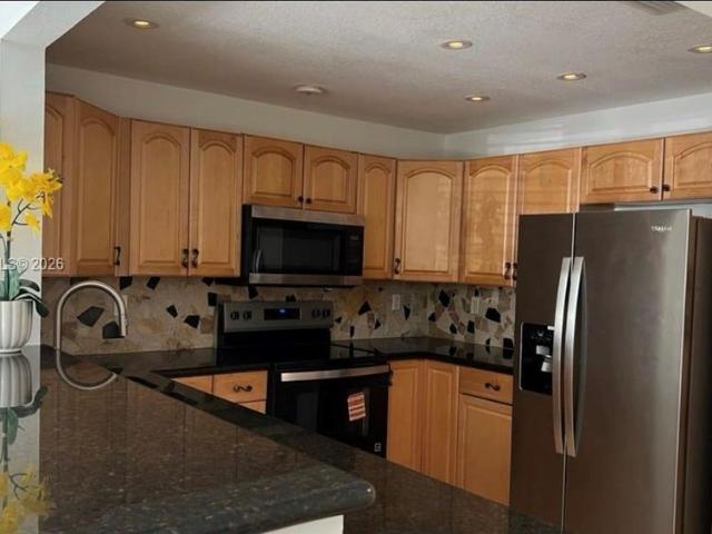 Luxury apartment complex for rent in Miami, Florida