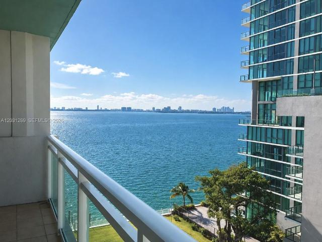 Luxury apartment complex for rent in Miami, Florida