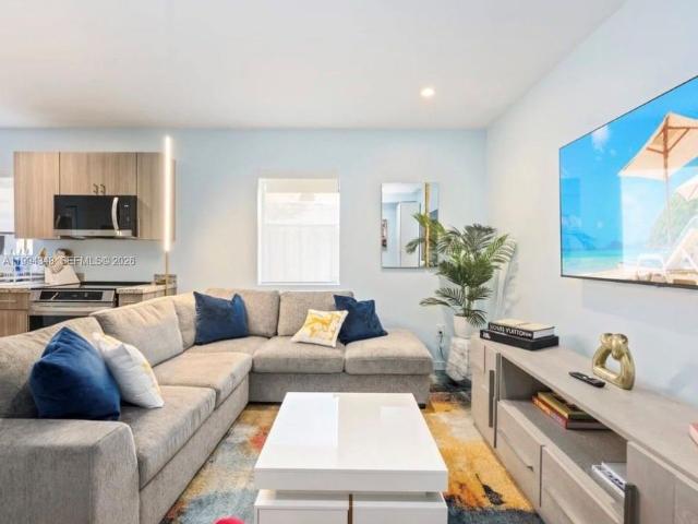 Luxury apartment complex for rent in Miami, United States