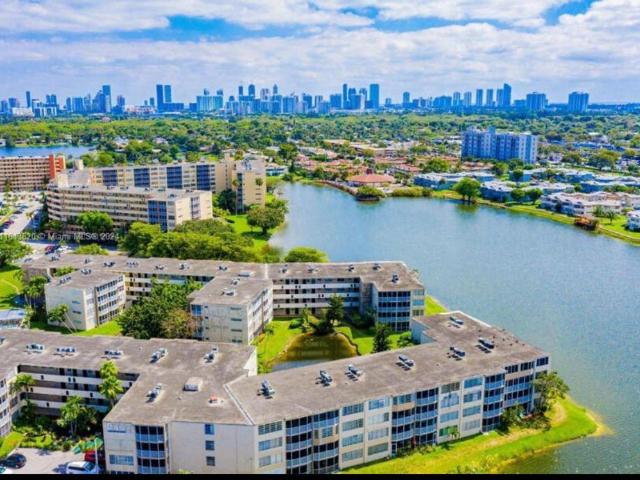 Luxury apartment complex for rent in North Miami Beach, United States