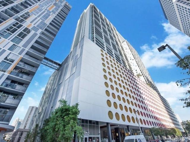 Luxury apartment complex for rent in Miami, Florida