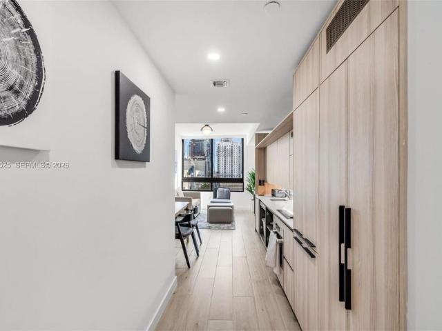 Luxury apartment complex for rent in Miami, Florida