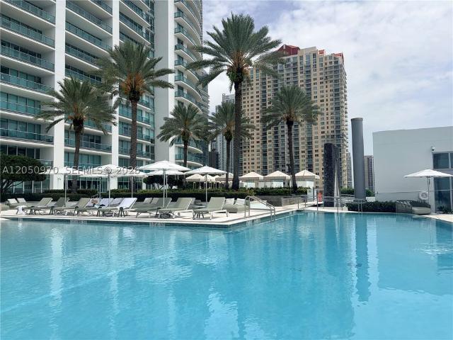 Luxury apartment complex for rent in Miami, Florida