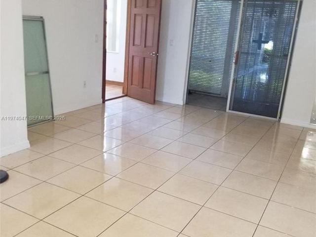 Luxury apartment complex for rent in Miami, Florida