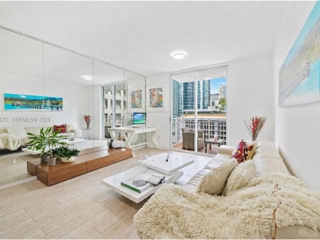 Luxury apartment complex for rent in Miami, Florida