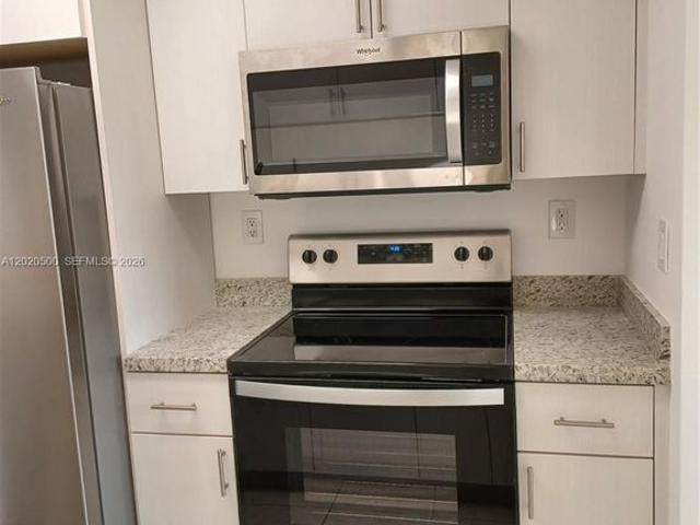Luxury apartment complex for rent in Miami, Florida
