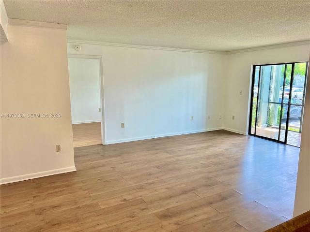 Luxury apartment complex for rent in Miami, Florida