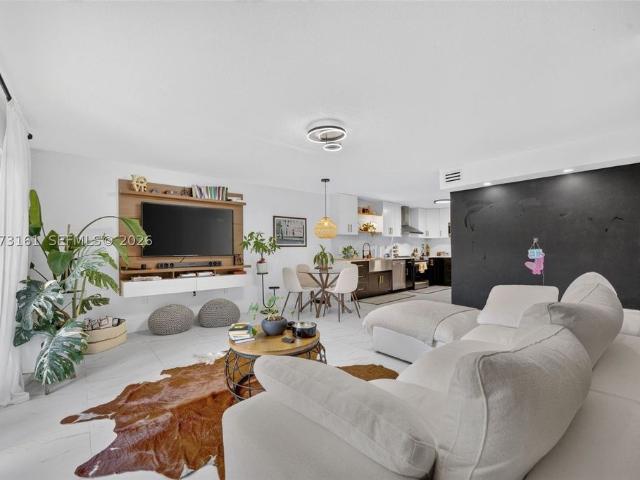 Luxury apartment complex for rent in Miami, Florida