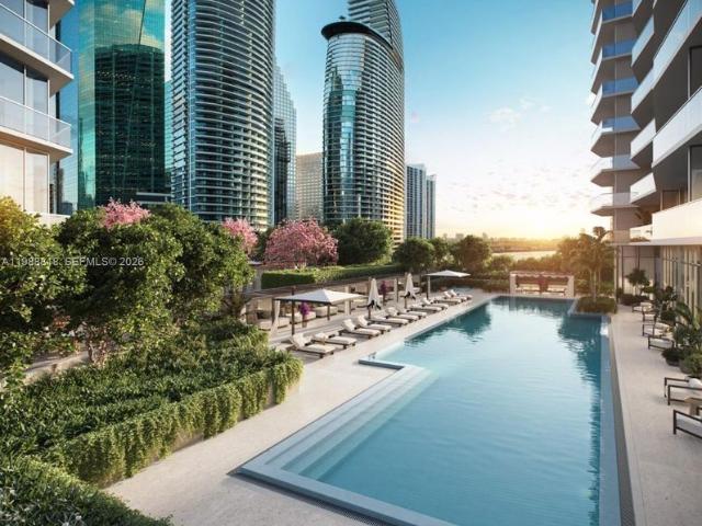 Luxury apartment complex for rent in Miami, Florida