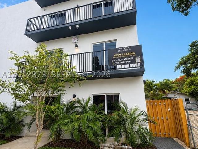 Luxury apartment complex for rent in Miami, Florida