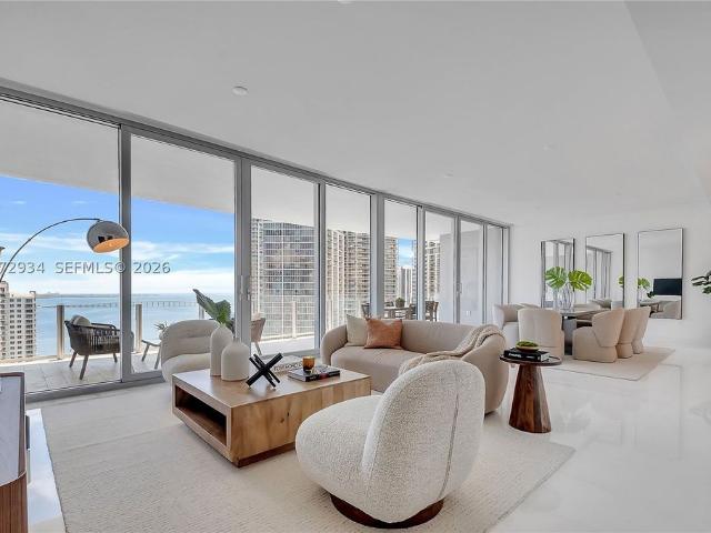 Luxury apartment complex for rent in Miami, Florida