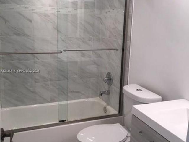 Luxury apartment complex for rent in Miami, Florida