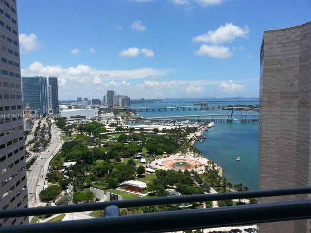 Luxury apartment complex for rent in Miami, Florida
