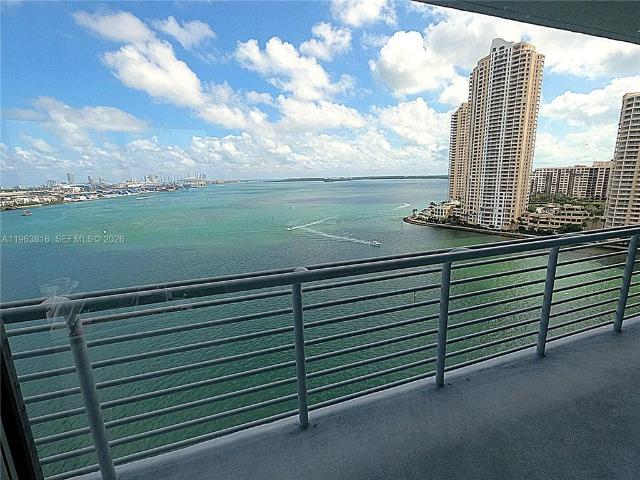 Luxury apartment complex for rent in Miami, Florida