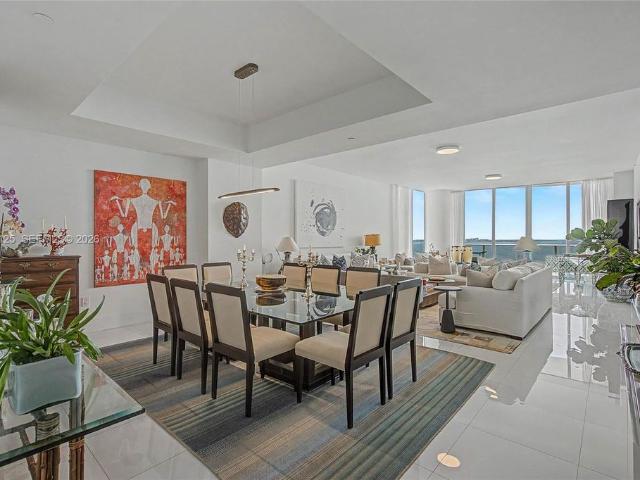 Luxury apartment complex for rent in Miami, Florida