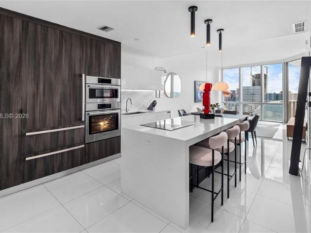 Luxury apartment complex for rent in Miami, Florida