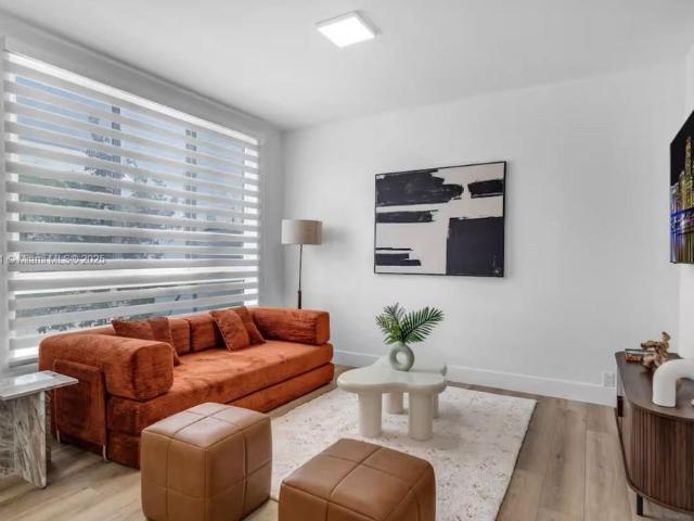 Luxury apartment complex for rent in Miami, Florida