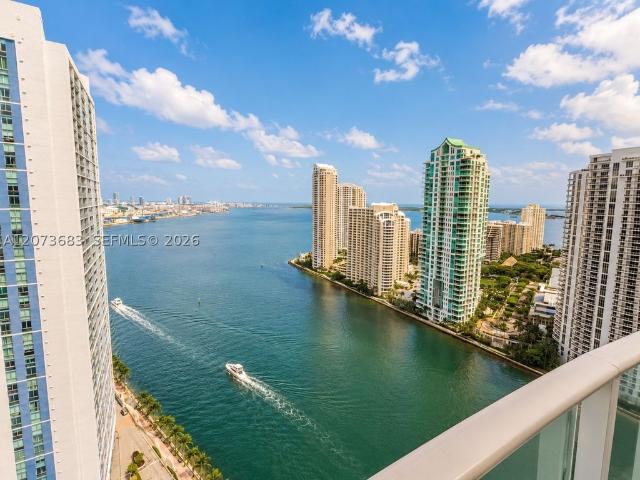 Luxury apartment complex for rent in Miami, Florida
